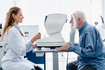 How Is Laser Eye Surgery Performed? | Dr Ed Roufail